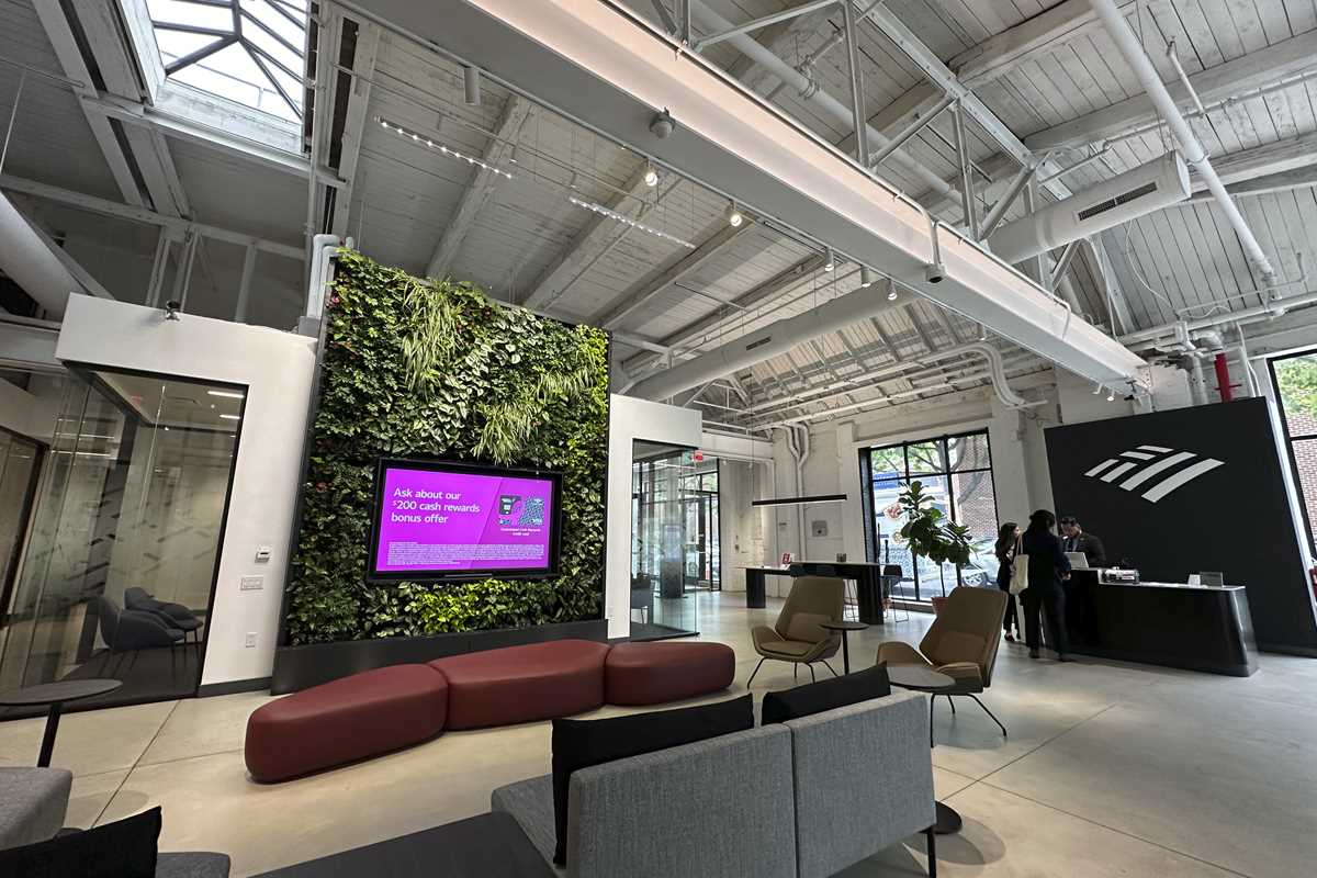 Coffee, sculptures and financial advice. Banks try to make new branches ...