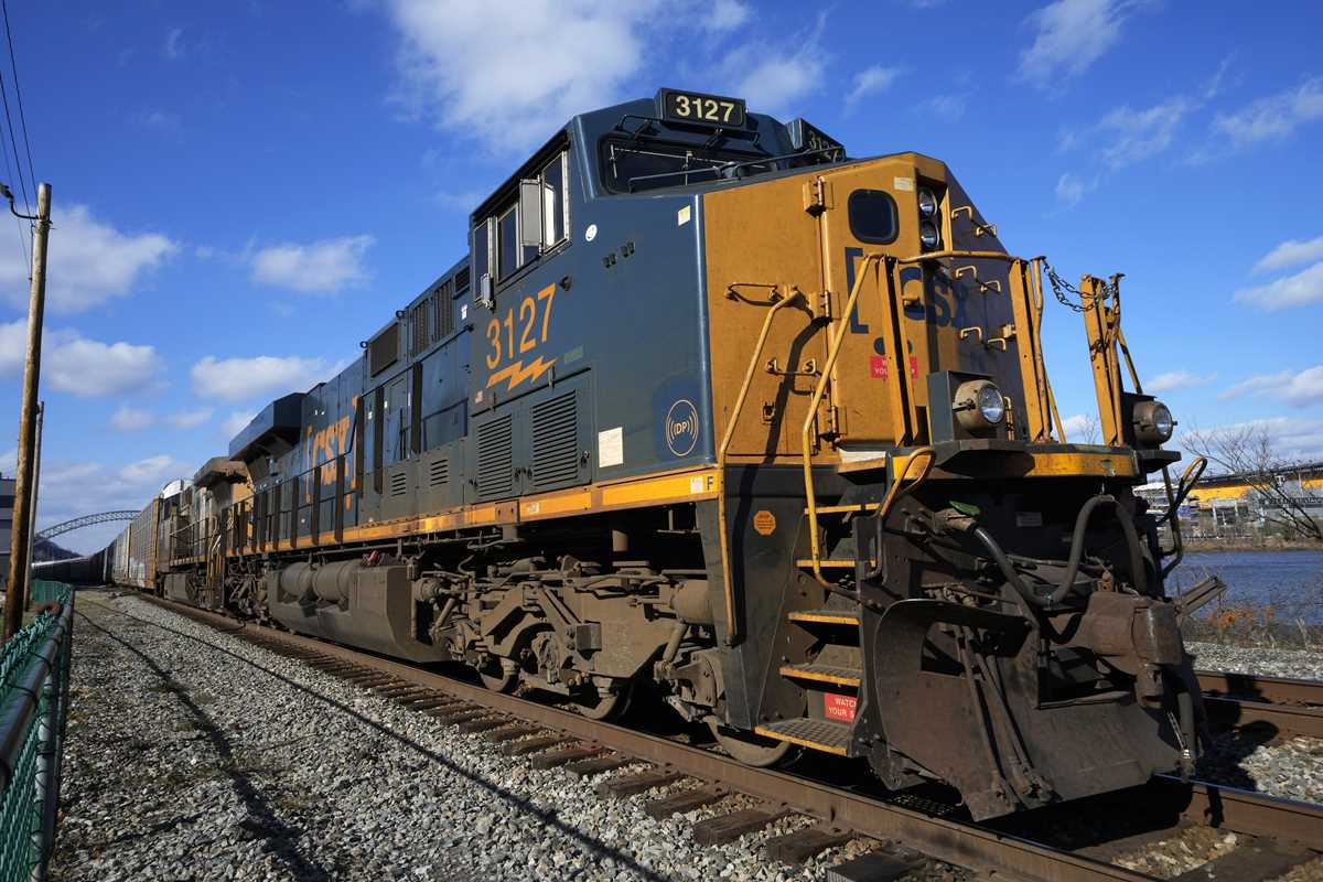 CSX profit rose 8% in the third quarter but hurricane damage will ...
