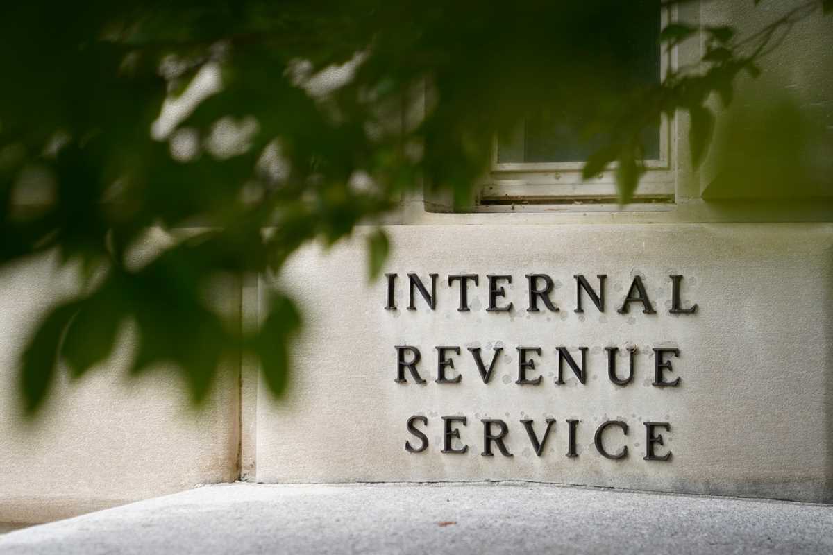 IRS boosts contribution limits for 401(k) retirement plan savers