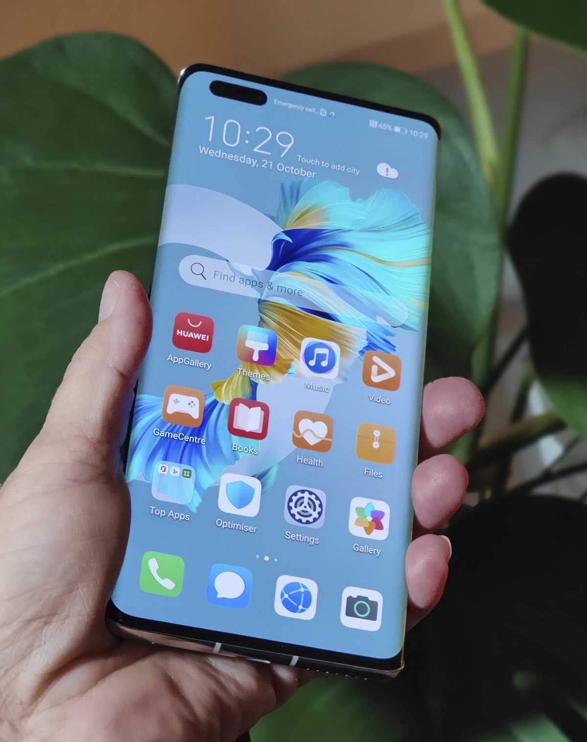 New Huawei phone comes at crucial time for Chinese company | MarketBeat