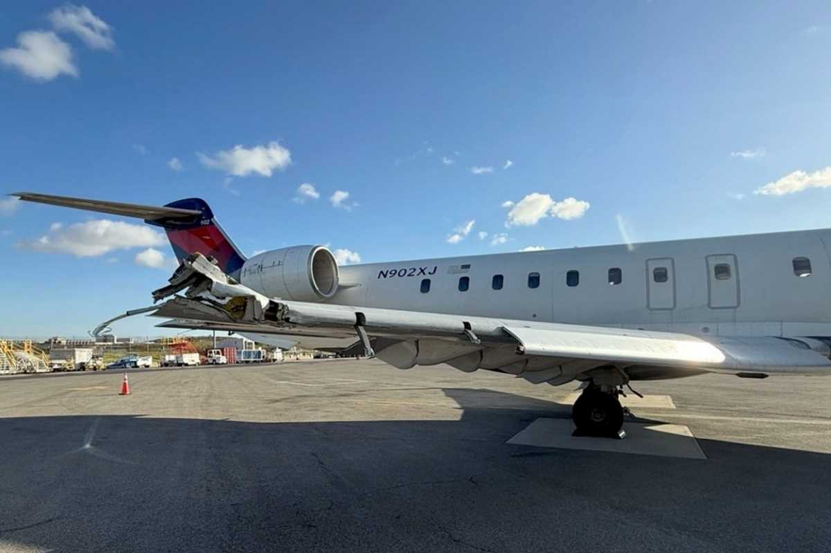Delta pilot didn't recall instructions before NYC airport ground ...