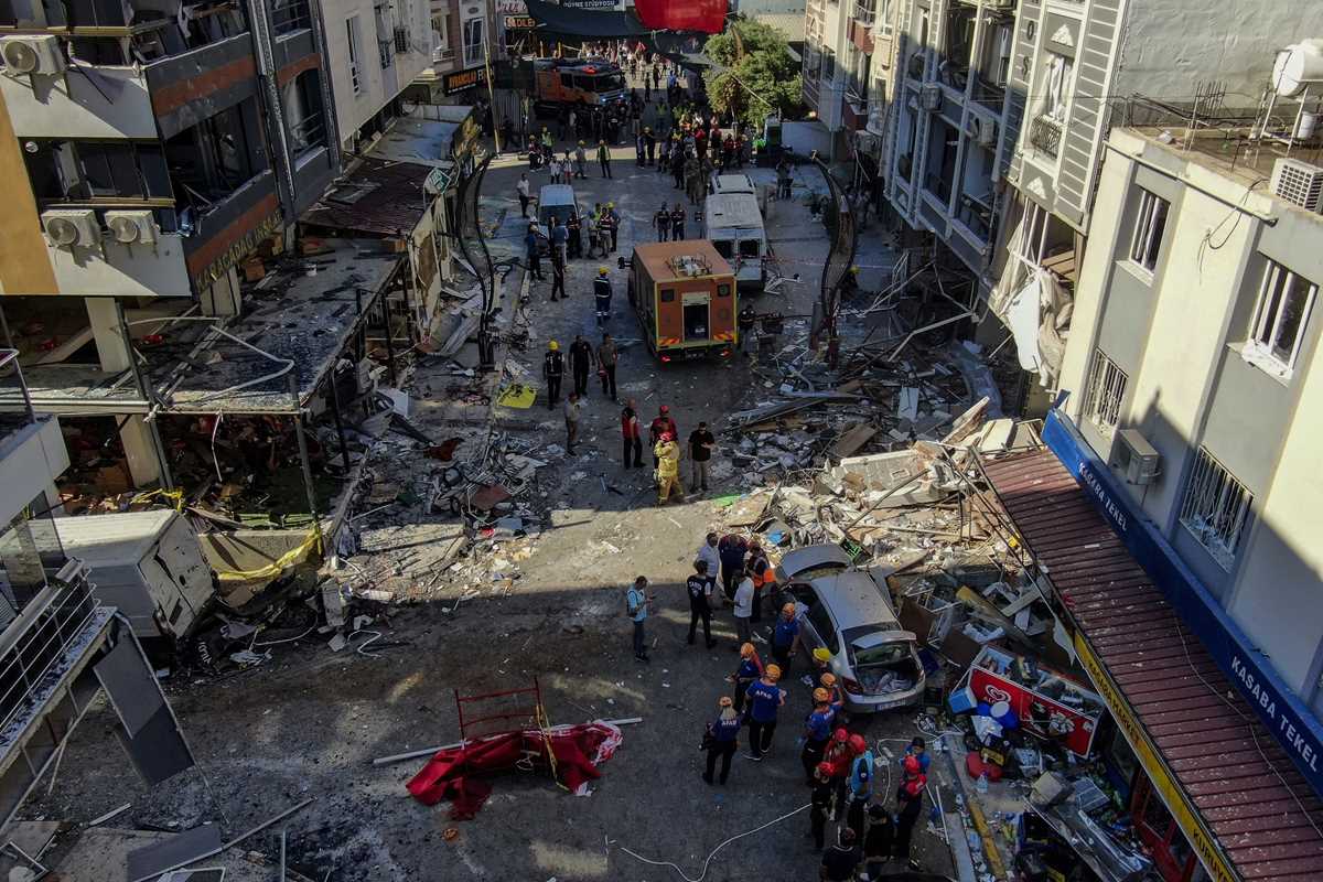 A propane tank explosion in western Turkey has killed 5 people and ...