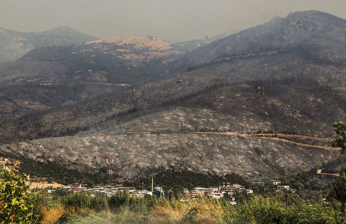 Turkey faces a 'very risky week' for wildfires as flames also scorch ...